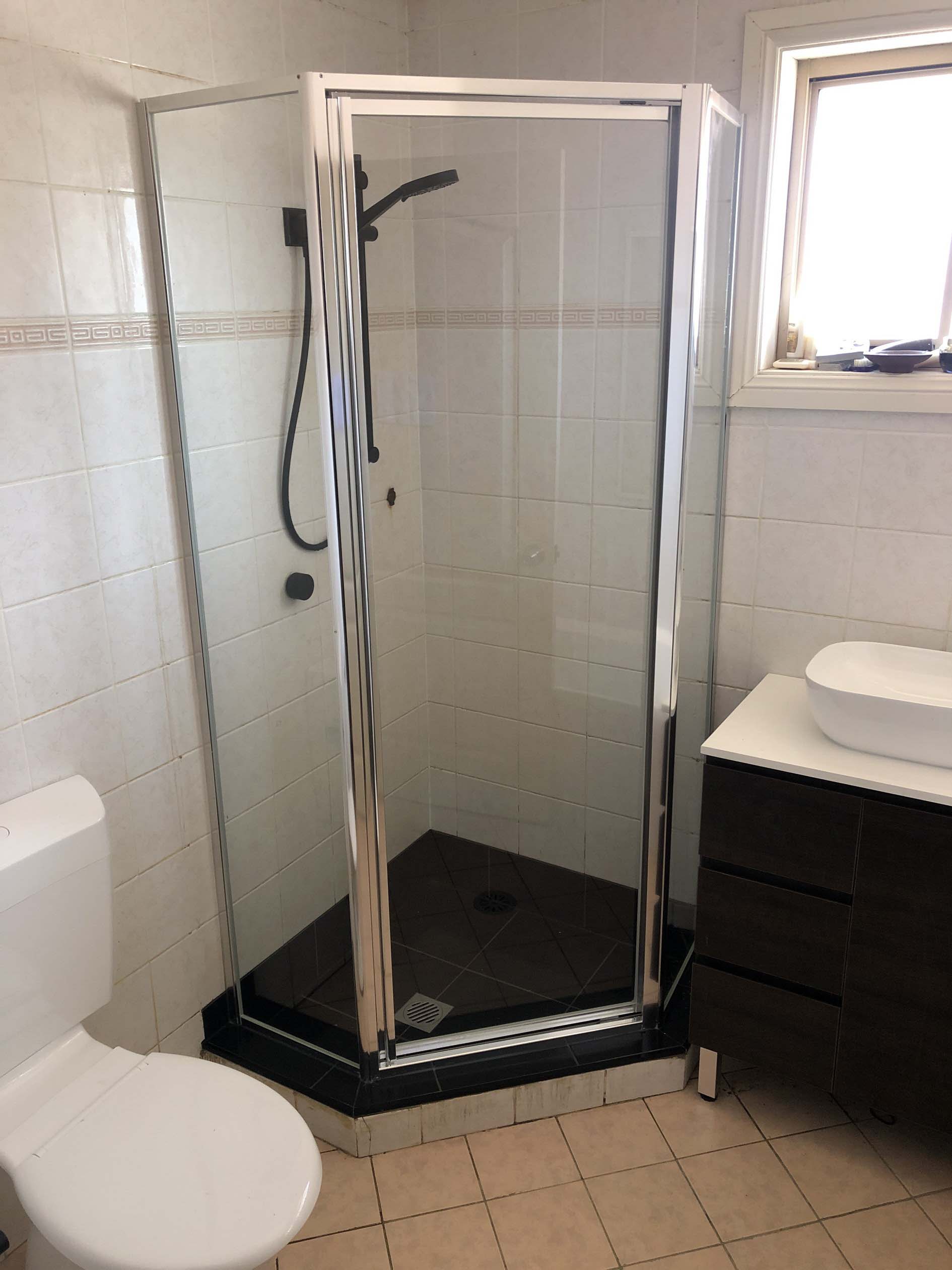 Framed Shower Screens – Key Showers
