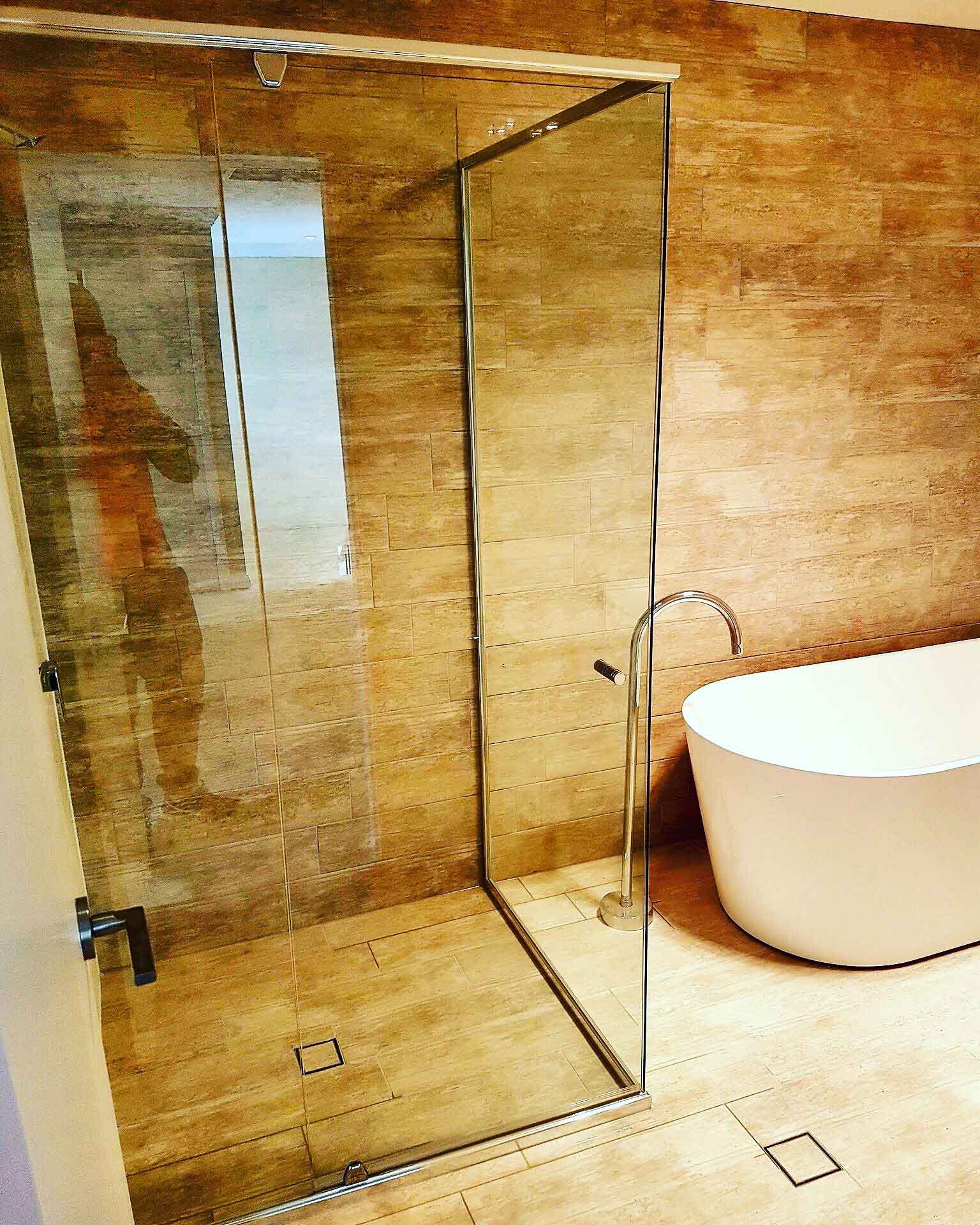 Semi Frameless Shower Screens – Key Showers