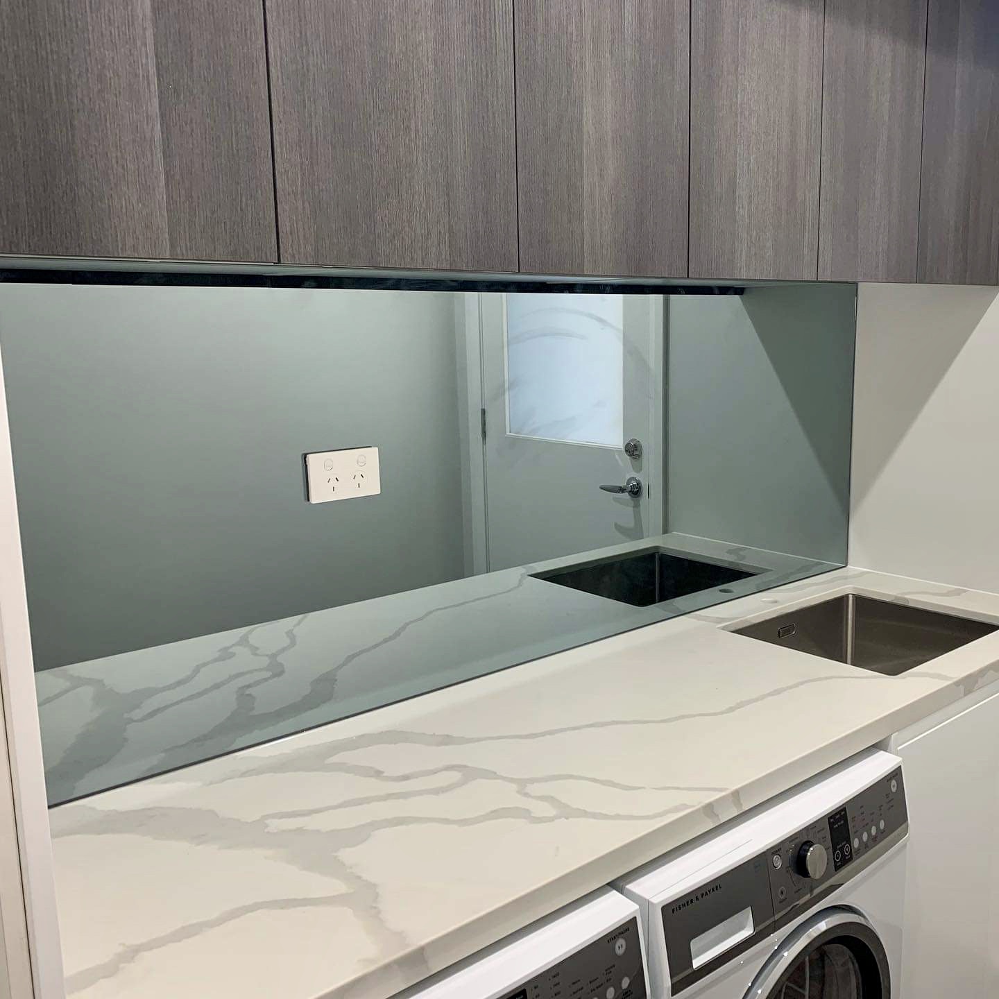 Glass Splashbacks – Key Showers